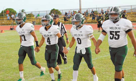 Farmers fall to Golden Hawks in 11-player contest | News, Sports, Jobs ...